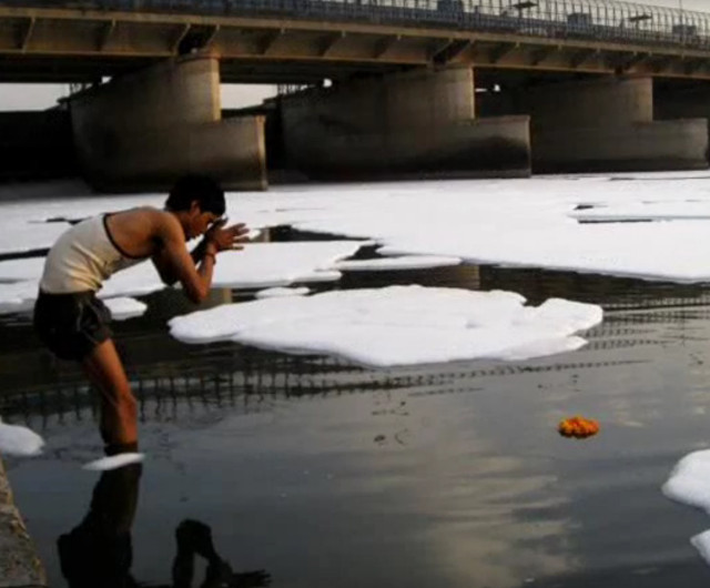Cele mai multe rauri sau lacuri din India sunt poluate - New Delhi, mai ...